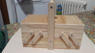 Porta gioie in legno