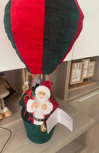 babbo natale in mongolfiera
