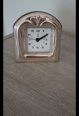 Orologio da comodino