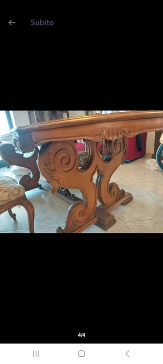 Mobile soggiorno tavolo.