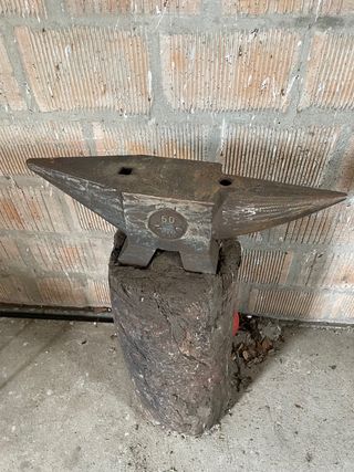 INCUDINE e martello