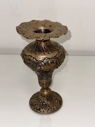 Antico vaso in ottone