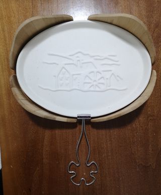 Vassoio portapane in ceramica e legno