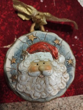 Formine raffigurante babbo natale e pupazzo di nev