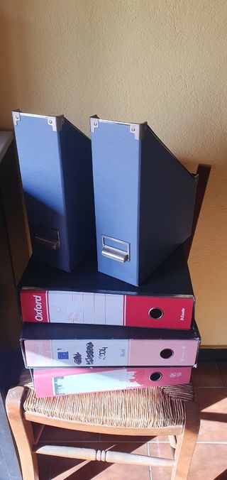 3 Raccoglitori e 2 faldoni