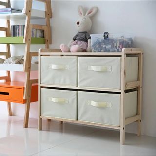 Cassettiera in legno e tessuto