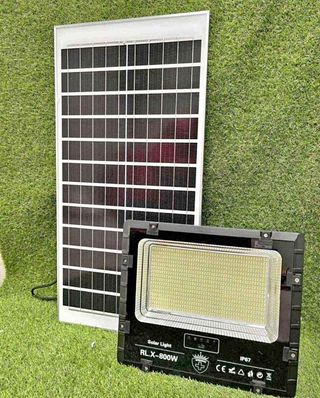 FARO 800W CON TELECOMANDO CONTATTAMI AL