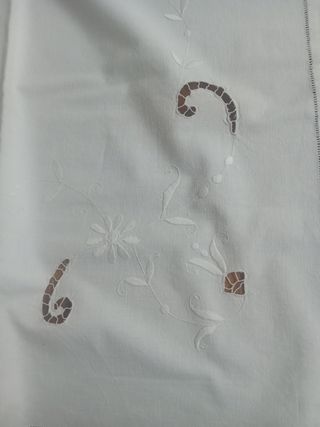 Lenzuola senza federe tutto a mano