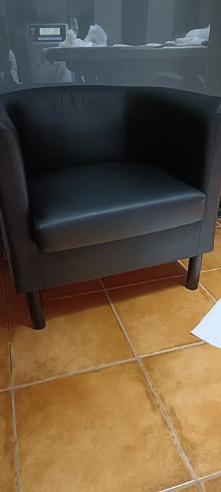 2 ore Poltrone in similpelle