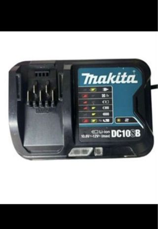 Caricabatteria makita 12 v