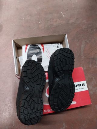 Scarpe antinfortunistiche n40 Cofra Jumaring Uk S3