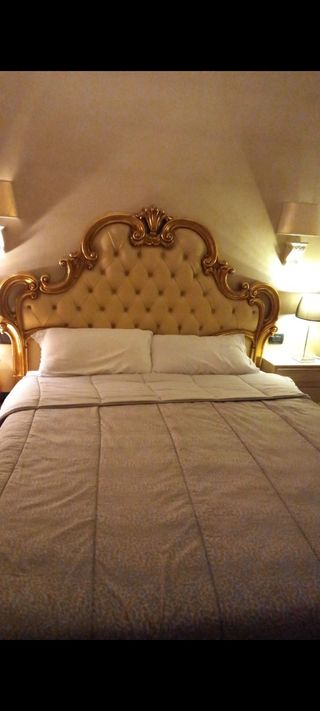 Letto matrimoniale