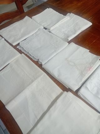 10 federe ricamate a mano singole