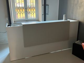 Reception con illuminazione a led