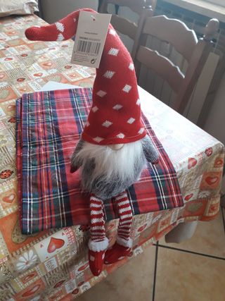 Gnomo natalizio da appoggio
