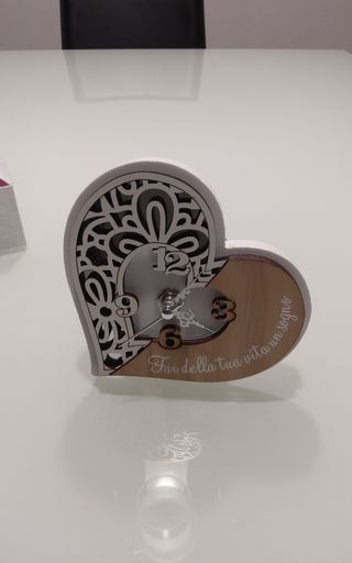 Orologio cuore da tavolo