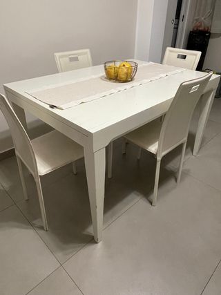 tavolo da cucina bianco allungabile + 4 sedie
