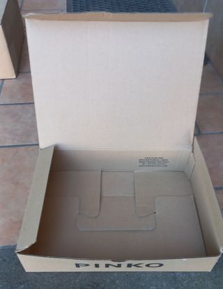 Scatola Pinko - misure 27x21x6