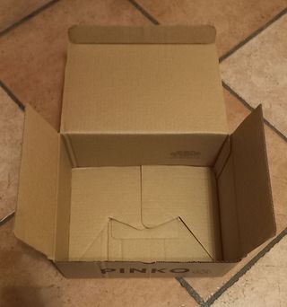 Scatola Pinko - misure 27x21x11