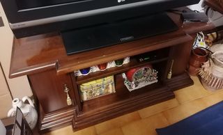 Mobile tv in legno noce