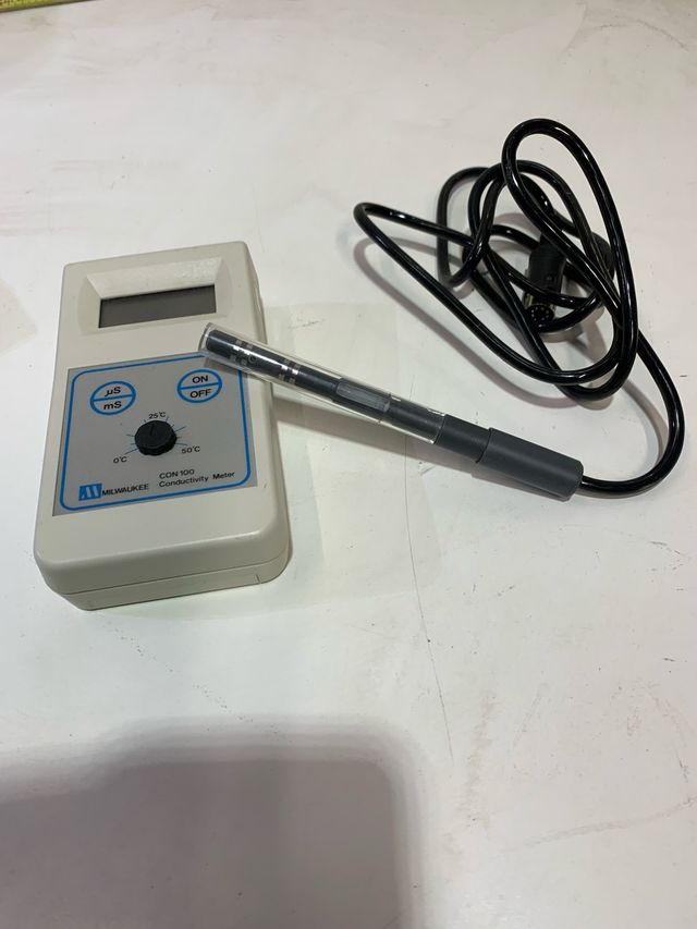 CONDUCTOMETRO PORTATIL de segunda mano por 19 EUR en Barcelona en WALLAPOP