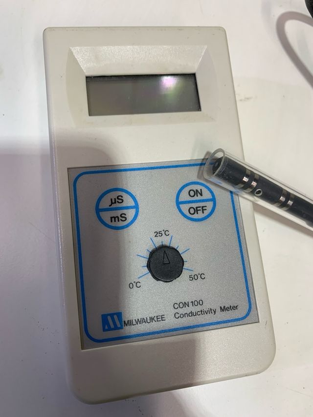 CONDUCTOMETRO PORTATIL de segunda mano por 19 EUR en Barcelona en WALLAPOP