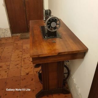 Macchina da cucire NECCHI