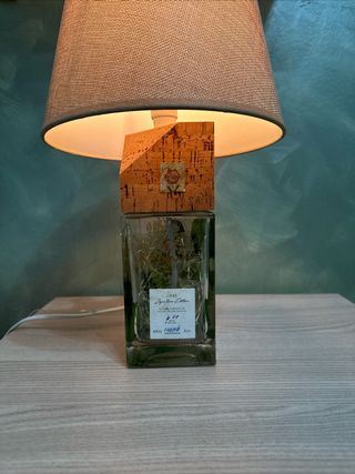 Lampada con bottoglia
