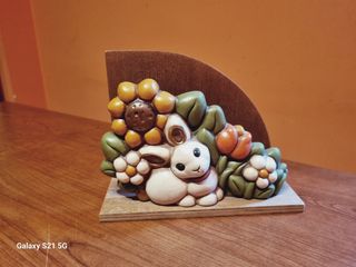 Portalettere con coniglio