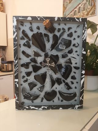 Quadro artistico con vetri e resina