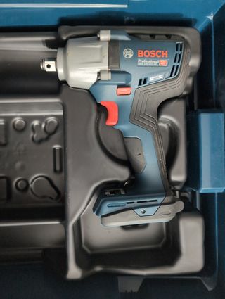 Avvitatore a impulsi Bosch GDS 18V 450HC