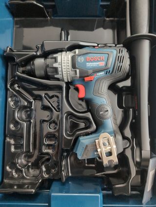 Trapano avvitatore a percussione Bosch GSB 18V-150