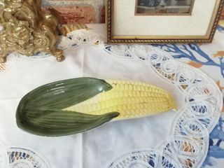 Cucchiaio di ceramica, disegnato a mano