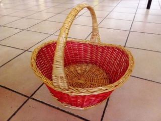 Cesta vimini con manico ovale