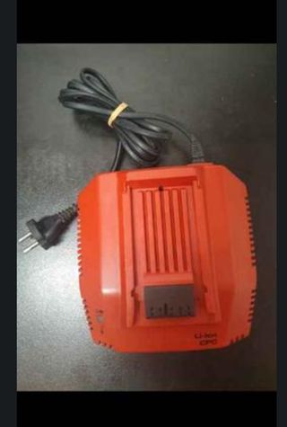 Cargador Hilti C4/36-350 de segunda mano por 80 EUR en Torrejón de Ardoz en WALLAPOP
