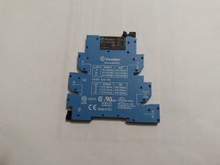 Relè 24v DC Finder interfaccia plc