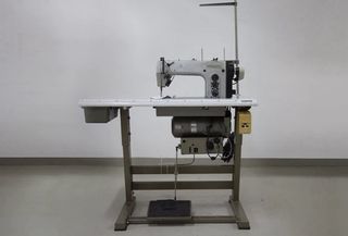 Macchina da cucire lineare DURKOPP