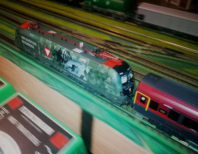 Roco Piko Railjet OBB H0 DC de segunda mano por 490 EUR en Venta de ...