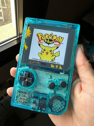 Game Boy Pocket Azul edición Pokémon de segunda mano por 160 EUR en ...