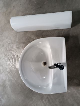 Lavabo ROCA con pie, grifo GALA de segunda mano por 40 EUR en Valencia ...
