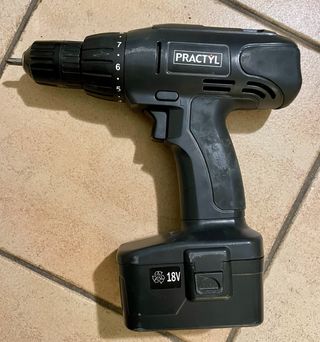 Trapano avvitatore a batteria