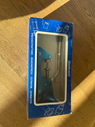 estrattore per cuscinetti a rulli