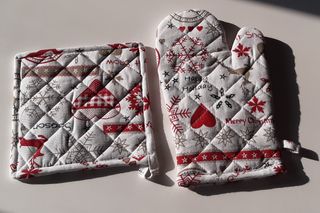 Presina e guanto forno natalizi