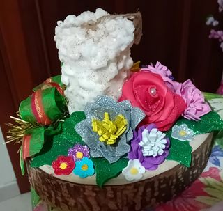 Centrotavola in legno con candela fatto