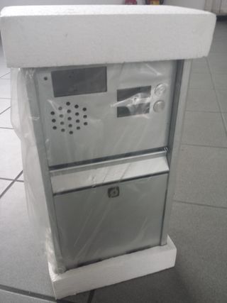 Cassetta postale (nuova) buzón de correo