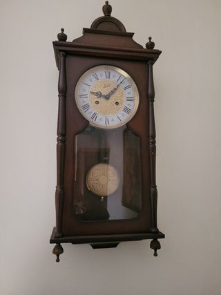 Orologio a pendolo da parete
