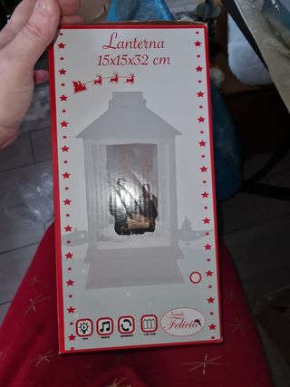 Lanterna natale sacra. Famiglia