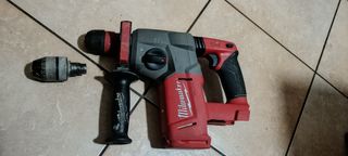 Milwaukee trapano demolitore M18CHX