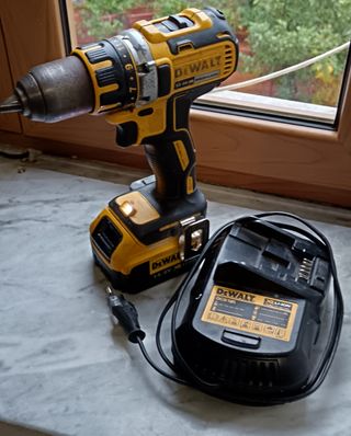 Avvitatore Dewalt dcd732