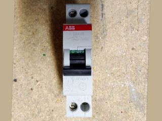 Interruttore magnetotermico 25A